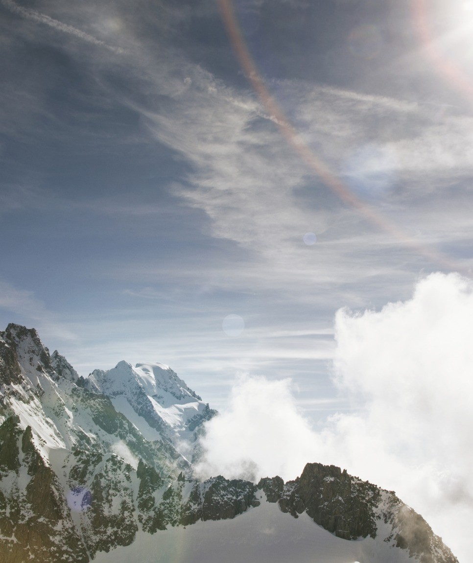 Hitachi air conditioning magazine | Indonesia