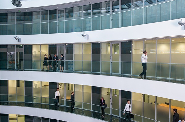 Pendingin Sentrifugal Bantalan Magnetik | Hitachi Indonesia