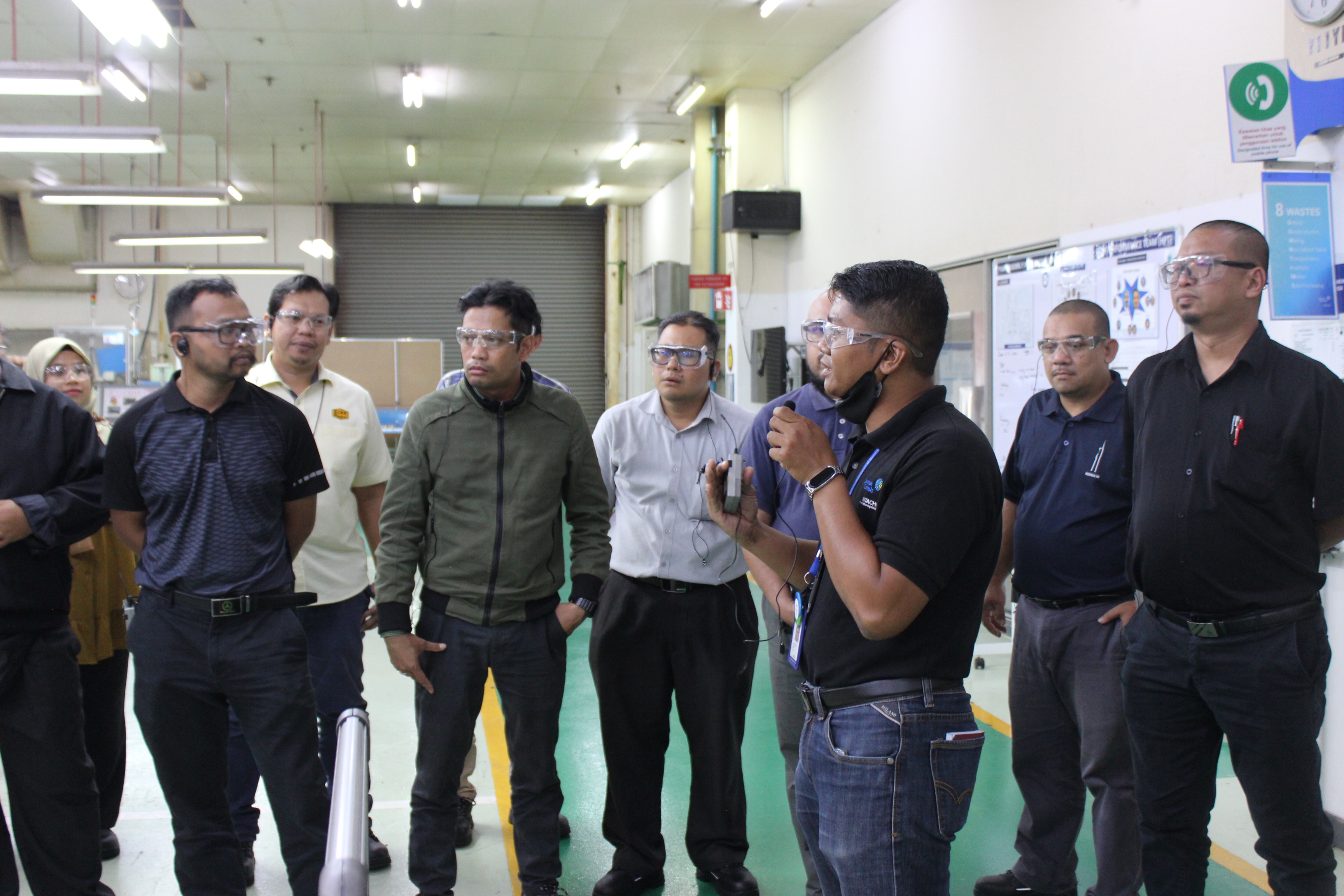 Seminar and Technical Factory Visit by JKR Team | hitachiaircon.com