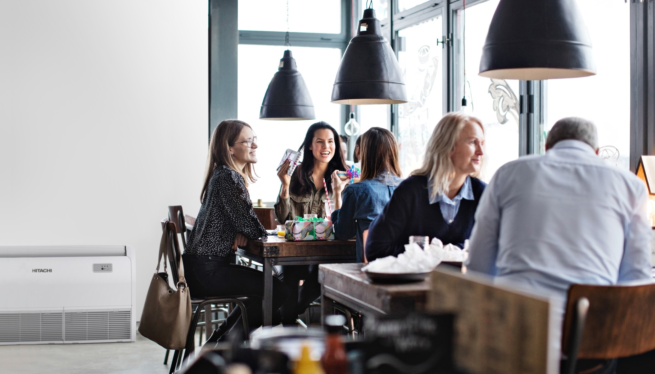The Best Air Conditioners for Restaurants | Hitachi Cooling & Heating