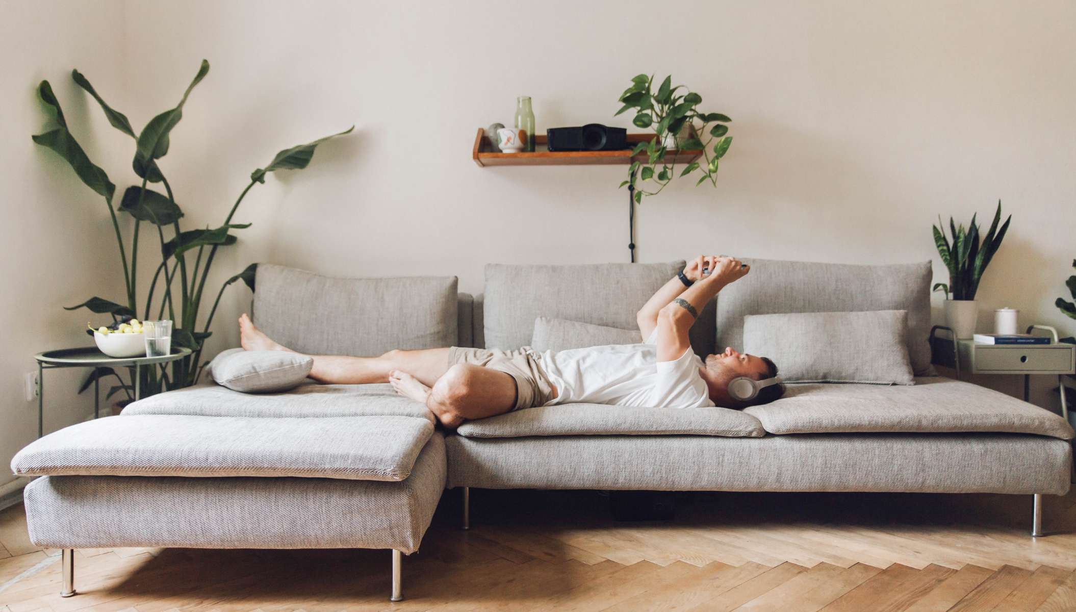 Why should I buy an air conditioner? | Hitachi Cooling & Heating