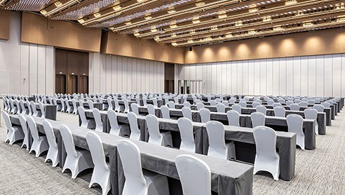 Air Cooled and Water Cooled Chillers | Hitachi Singapore