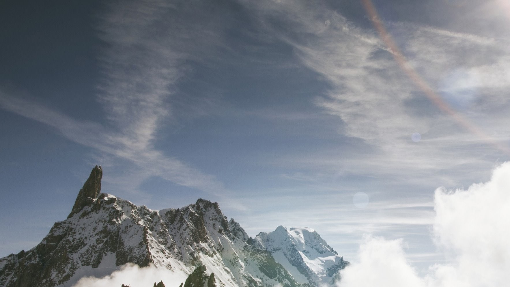 The Difference Between Fixed Speed vs Inverter | Hitachi ...