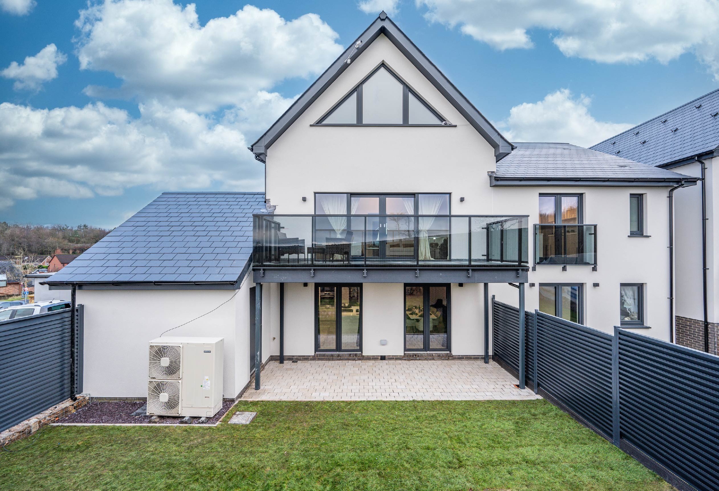 High Temperature Heat Pumps - Are they worth it? | hitachiaircon.com