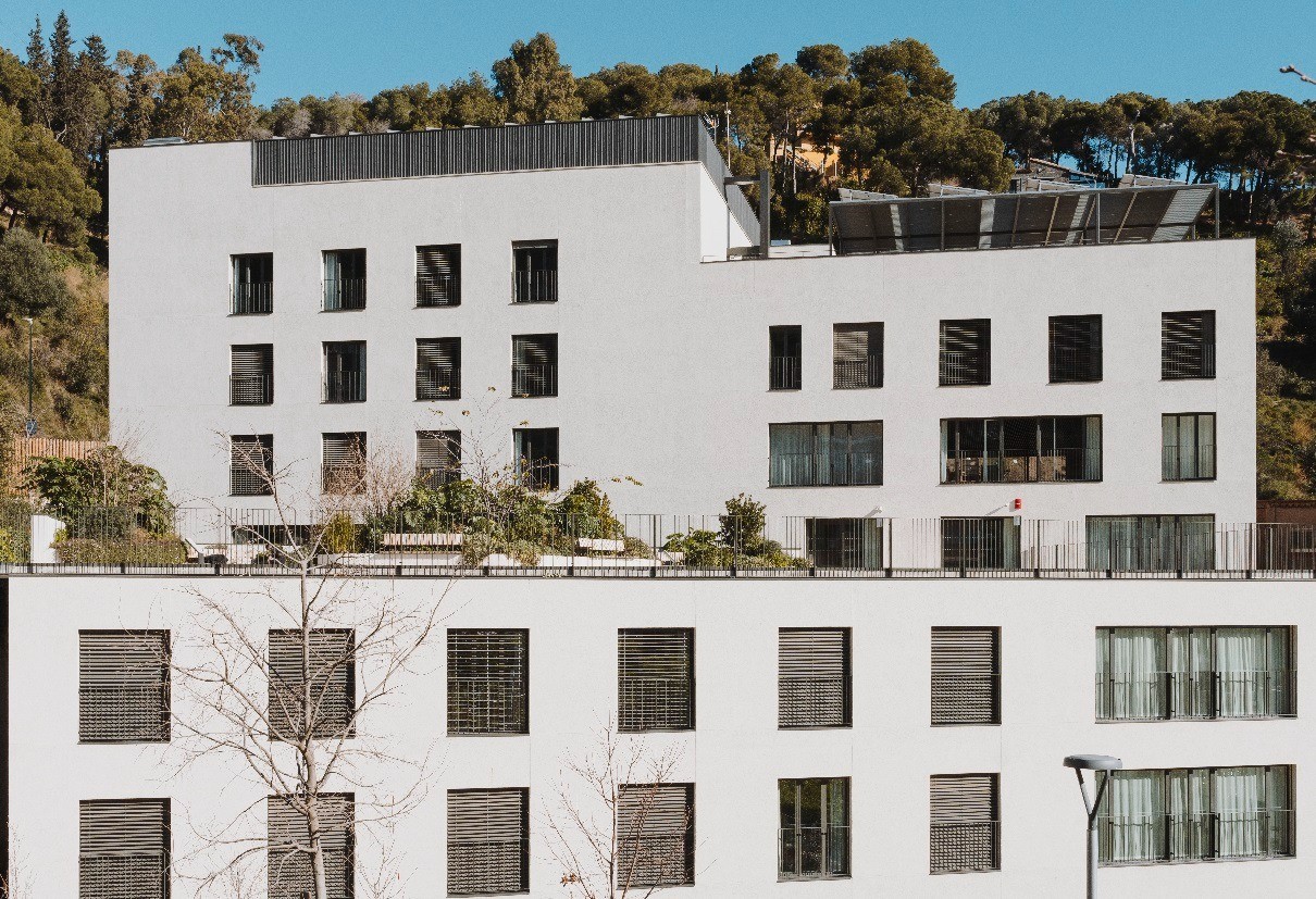 Mirador de Gràcia Senior Residence Building | Hitachi Heat pump project ...